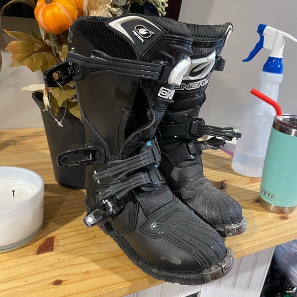 O'Neill | Shoes | Size 5 In Boys 7 In Women Oneill Riding Boots | Poshmark